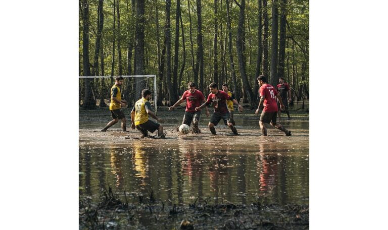 Swamp Football - The Sports Utopia